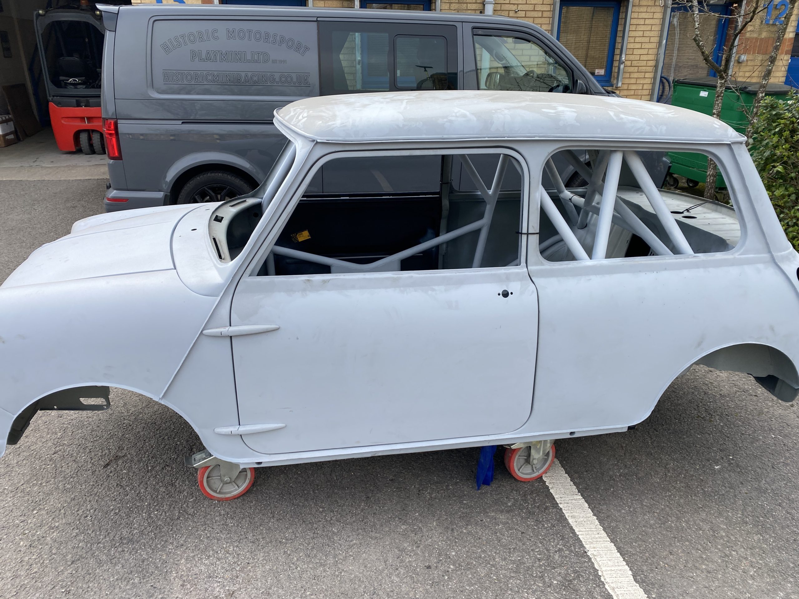 BODYSHELL – Historic Mini Racing